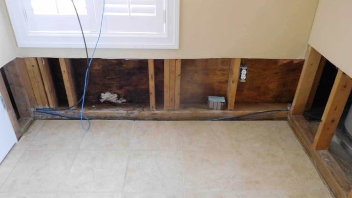 8 Wood Rot Repairs Your Home Might Need - Home Tips for Women