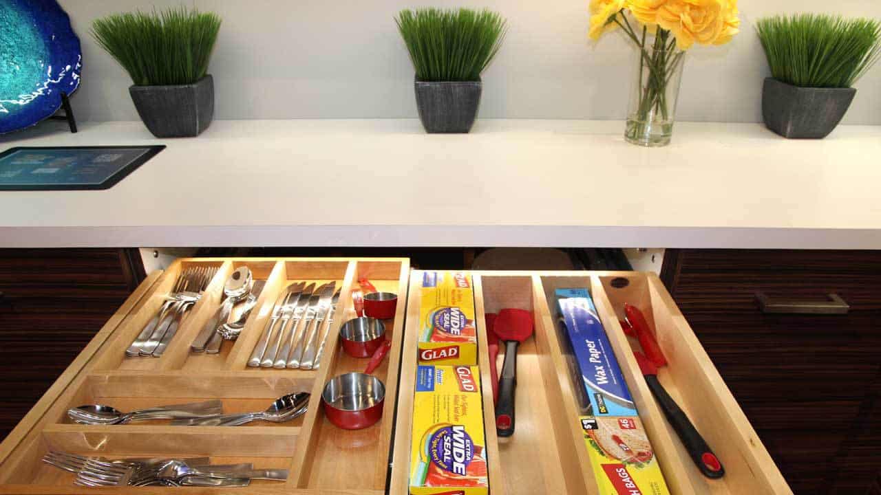 How to Design & Organize Your Kitchen Drawers - Home Tips for Women