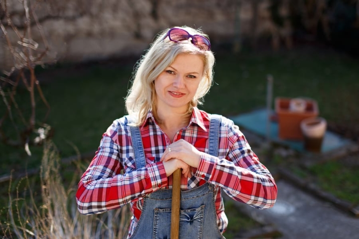 Juggling Home Ownership as a Busy Professional - Home Tips for Women